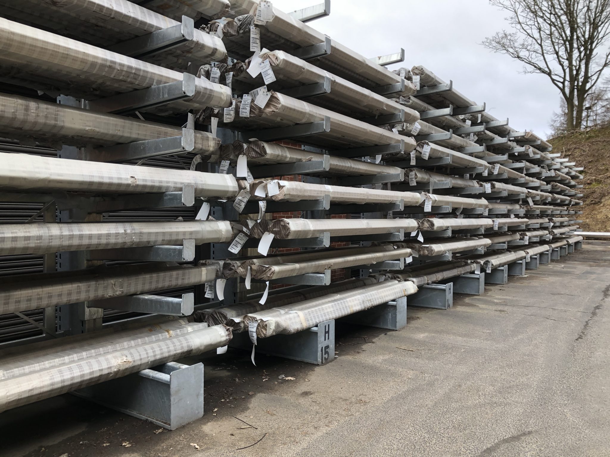 Single-Sided External Cantilever Racking | Outdoor Storage